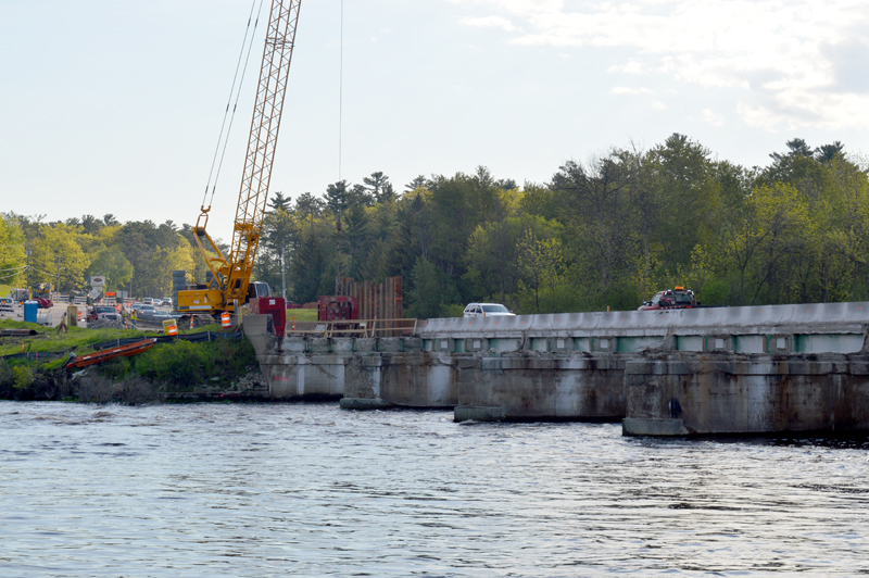 Work continues on Escanaba bridge | News, Sports, Jobs - Daily Press